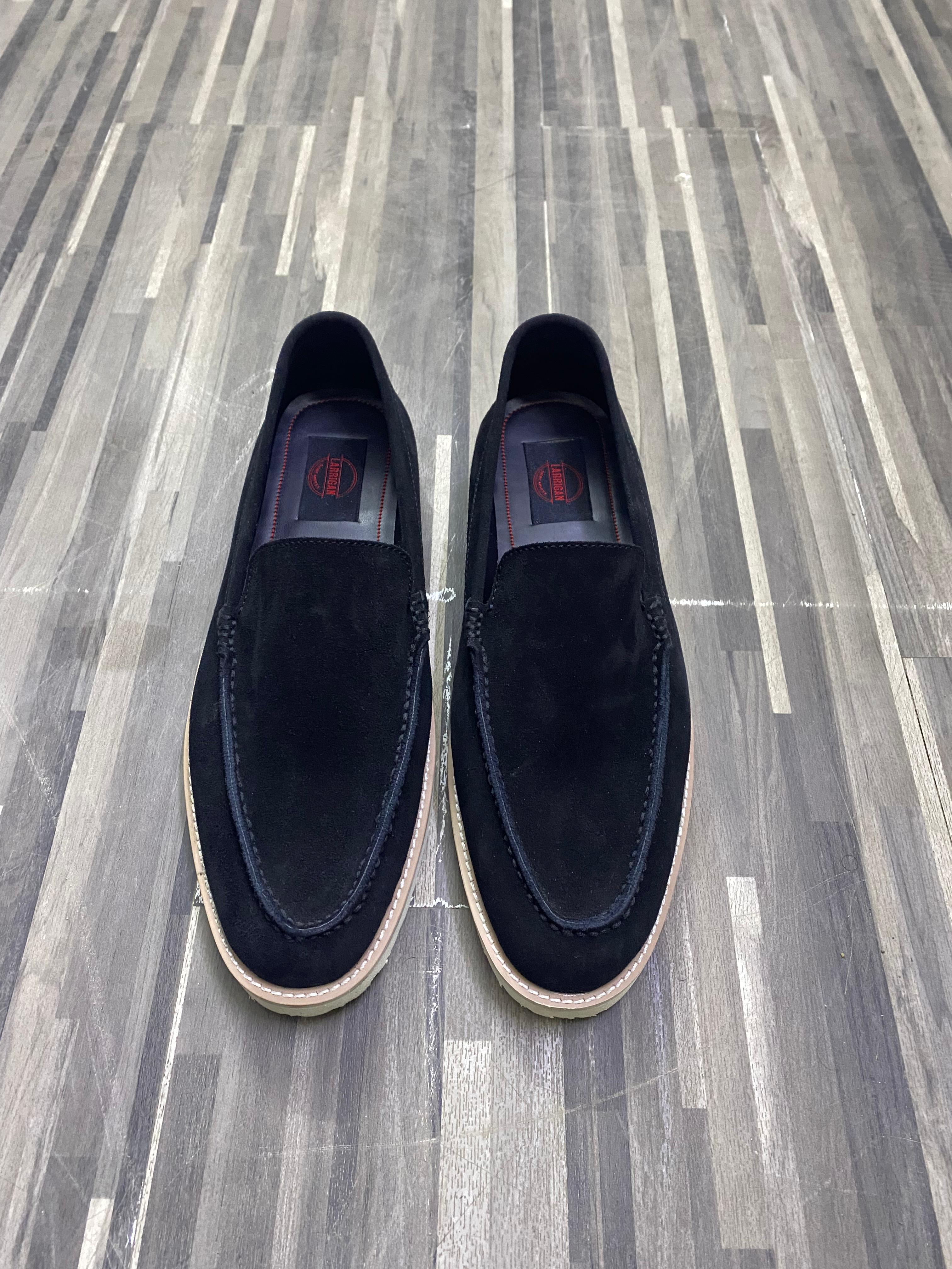 Black Suede Moccasin – Larrigan