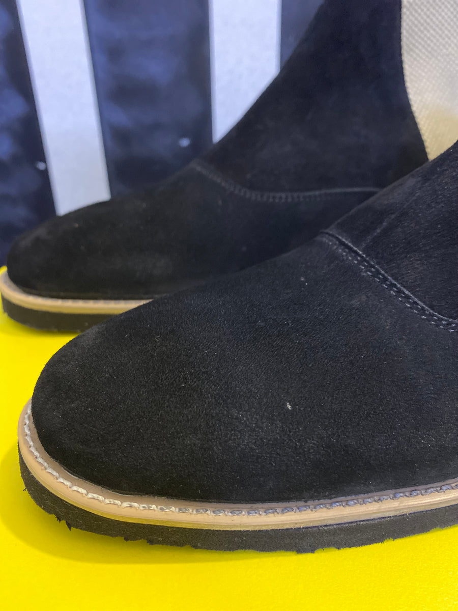 Rhett Chelsea Boot In Black – Larrigan